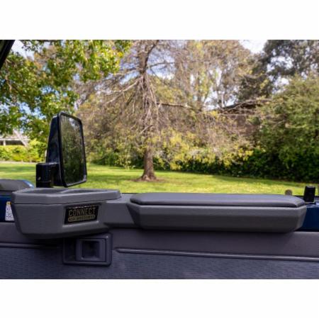 CUP HOLDERS/ARMRESTS